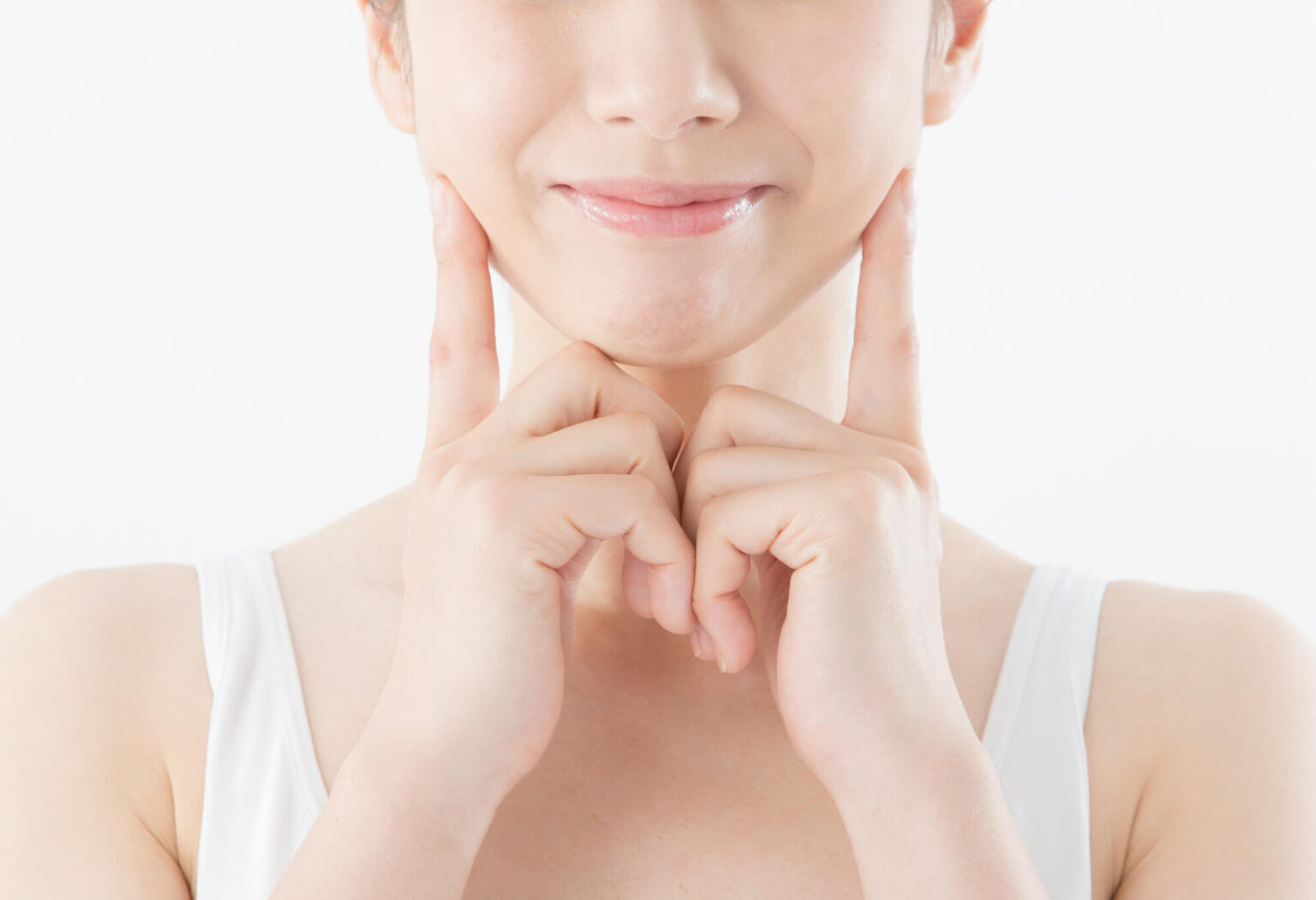 中顔面を短縮するには？美容施術・リスクなど徹底解説 ｜ 美cuol(ビキュール)